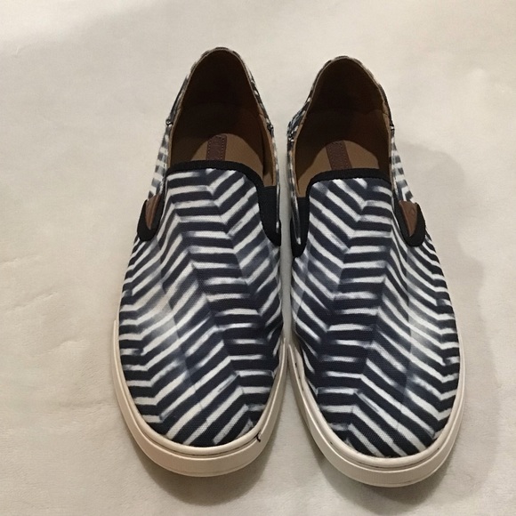 OluKai | Shoes | Olukai Womens Pehuea Pai Lava Rockoff White Slip On ...